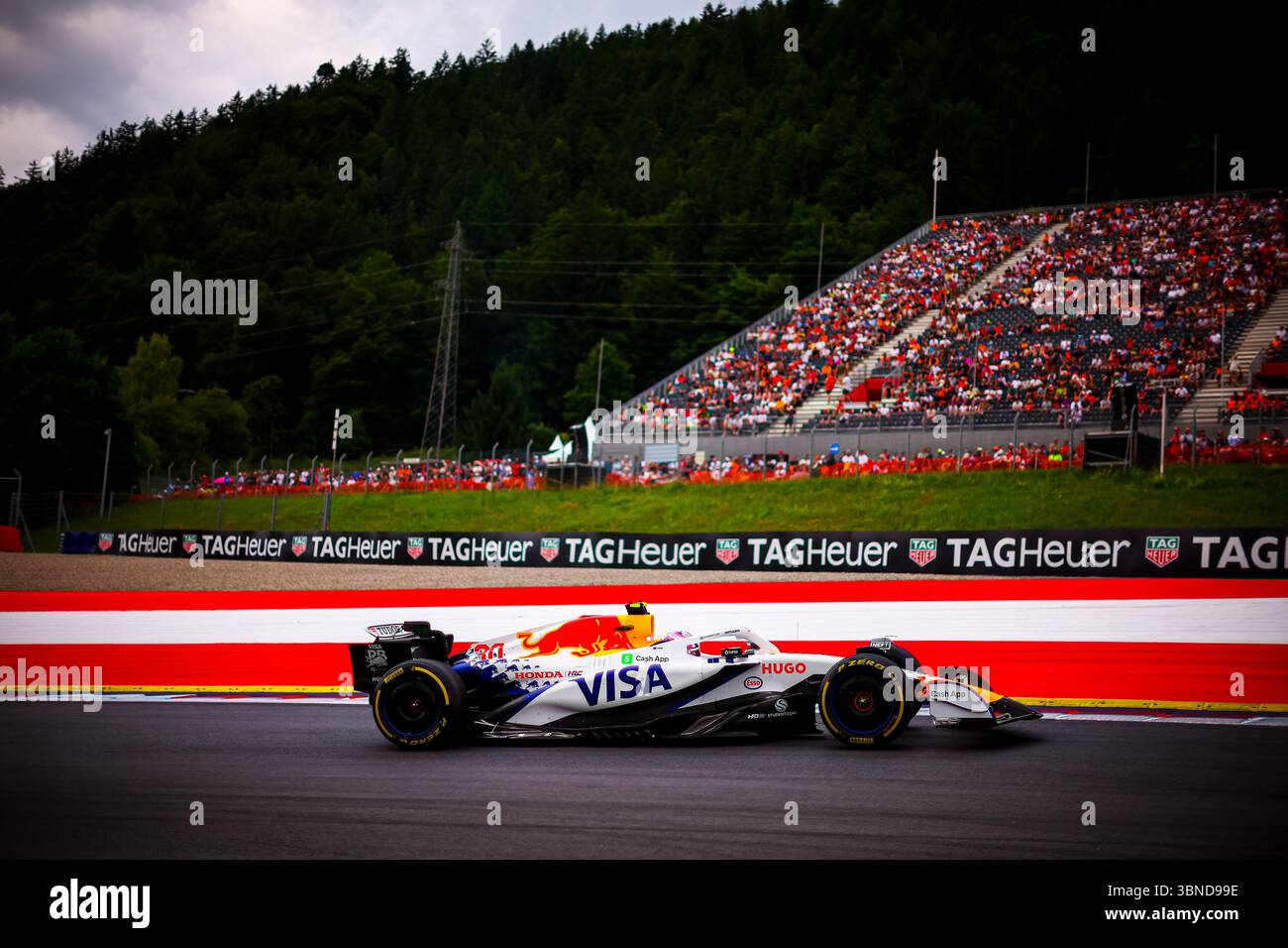 30 Liam Lawson, (NZL) Racing Bulls, RB VCARB 02 Honda, during the ...