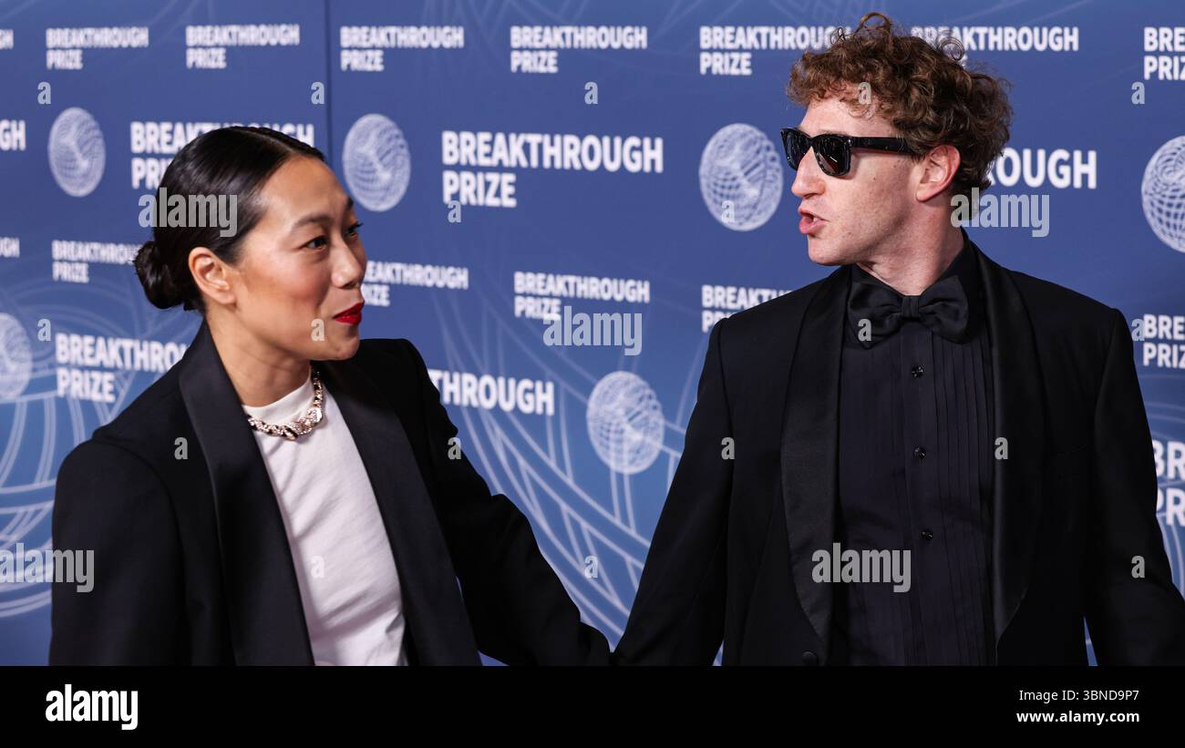 (FILE) Mark Zuckerberg Reveals Meta Superintelligence Labs, Names Who ...