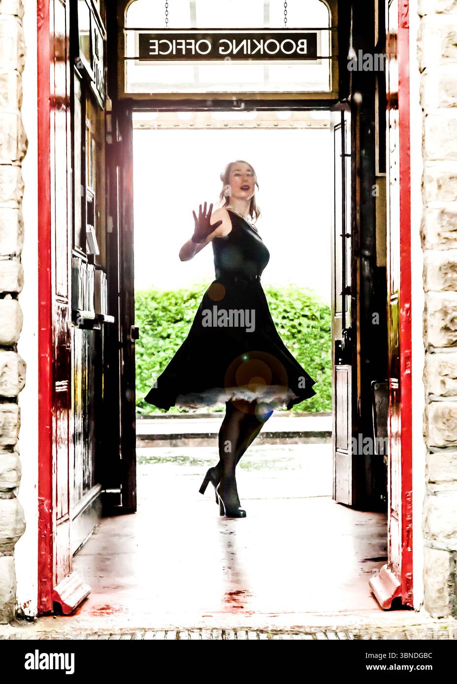 Wet high heels hi-res stock photography and images - Alamy