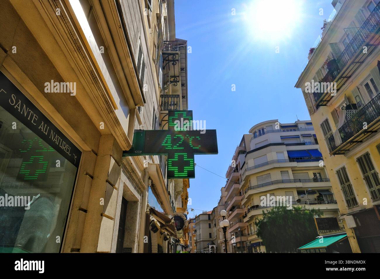 Europe high temperature 2025 hi-res stock photography and images - Alamy