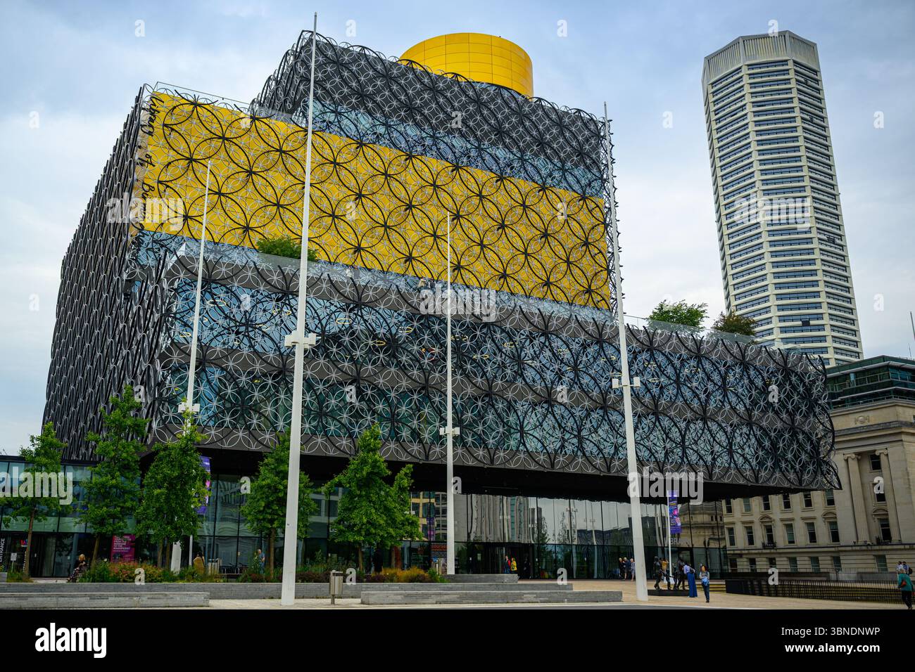 Birmingham Library at Centenery Square, Birmingham, England Stock Photo ...