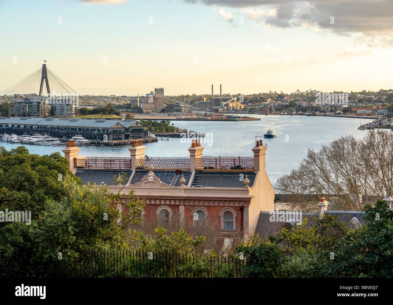 Terrace houses in millers point hi-res stock photography and images - Alamy