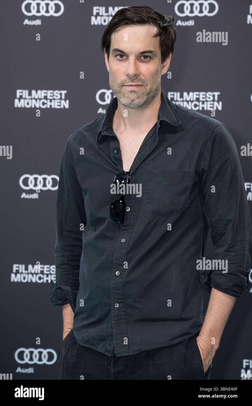 Max Simonischek bei der Premiere des Kinofilms Stiller auf dem 42 ...