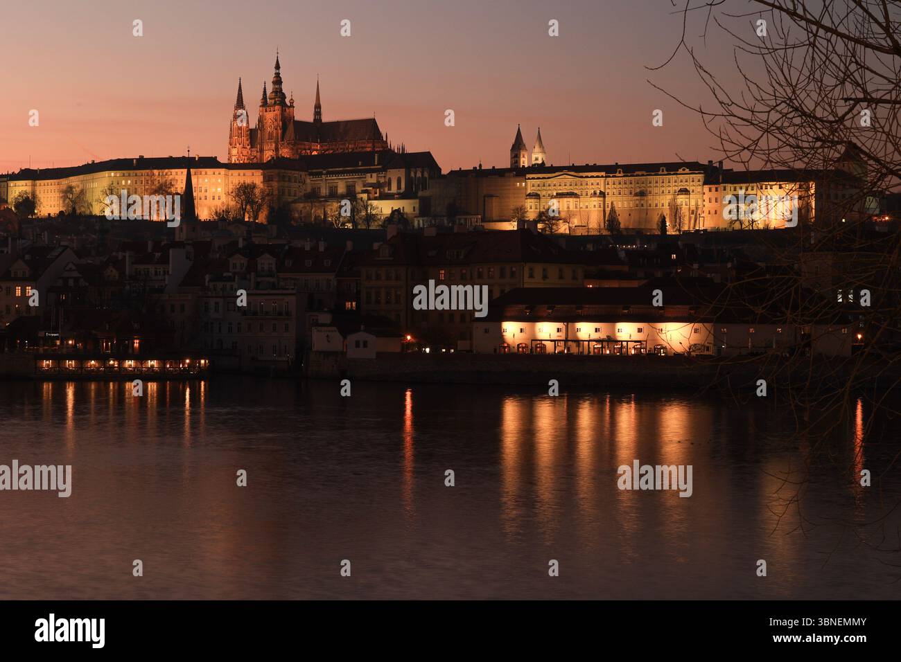 panorama of historic houses and medieval Prague Castle above the Vltava ...
