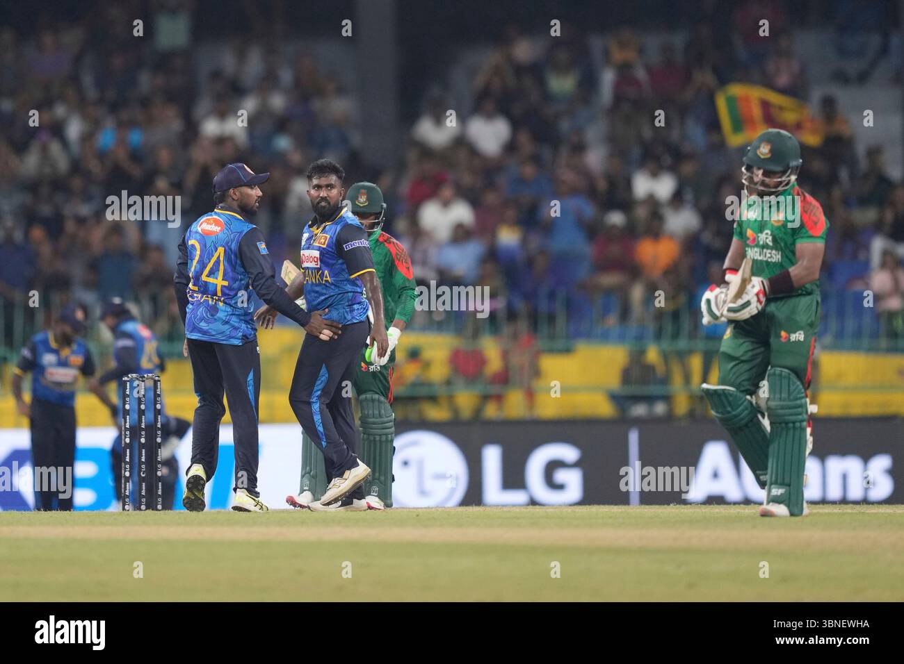 Sri Lanka's Asitha Fernando celebrates the wicket of Bangladesh's ...