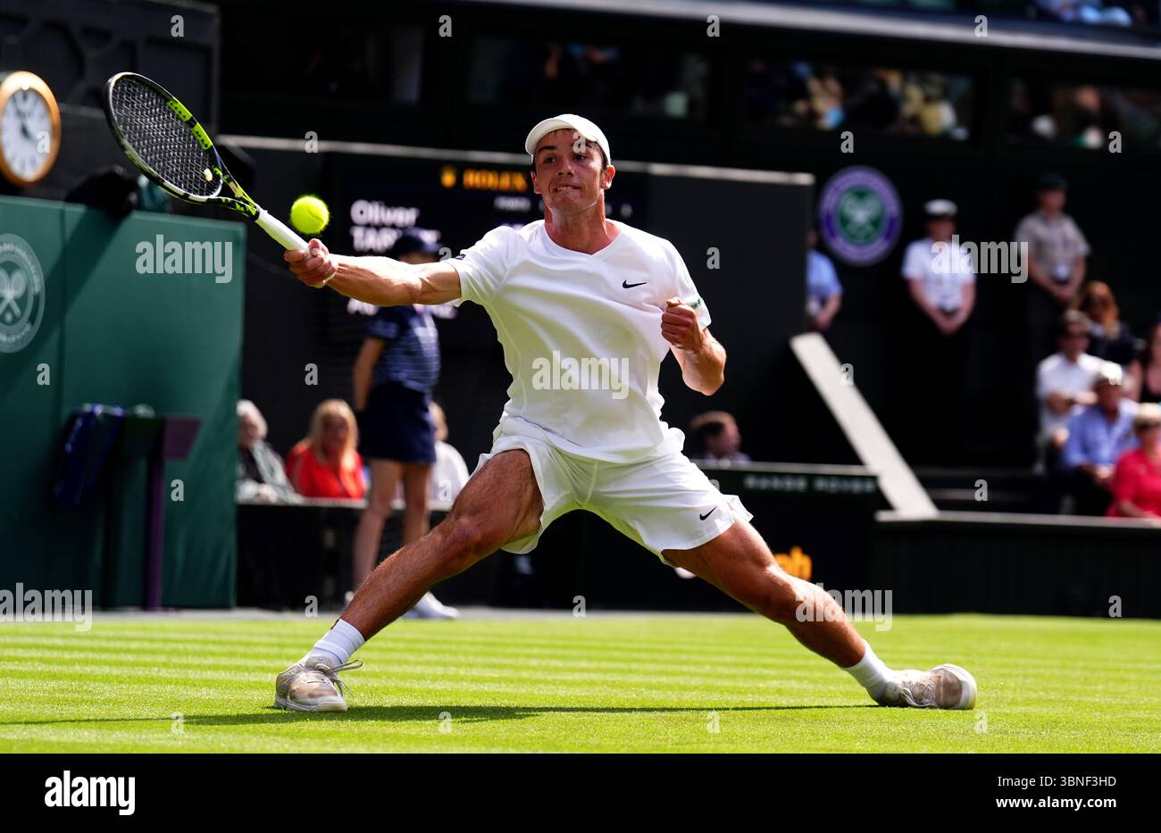 Oliver Tarvet during his match against Carlos Alcaraz on day three of ...