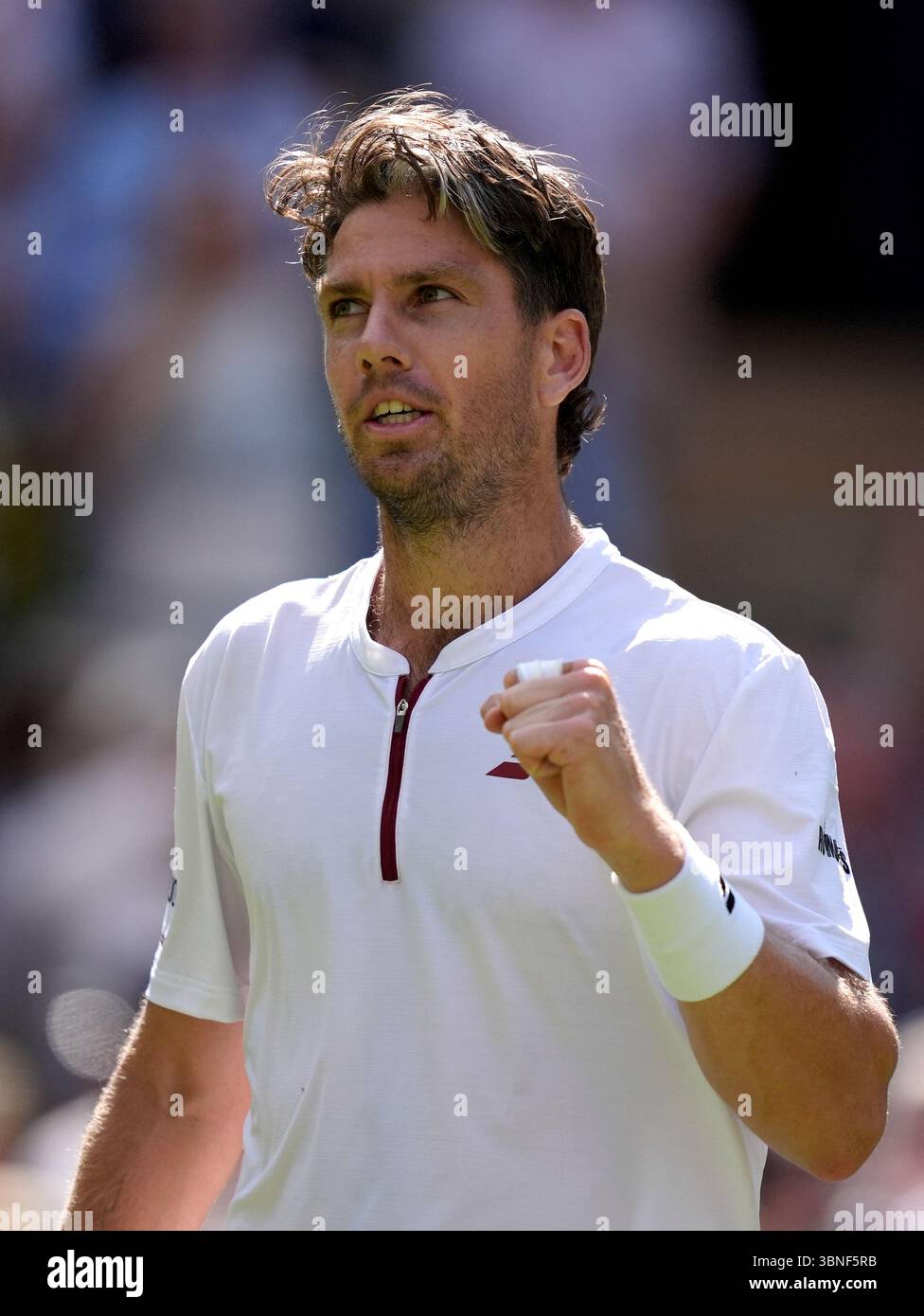 Cameron Norrie celebrates winning the fourth set and the match against ...