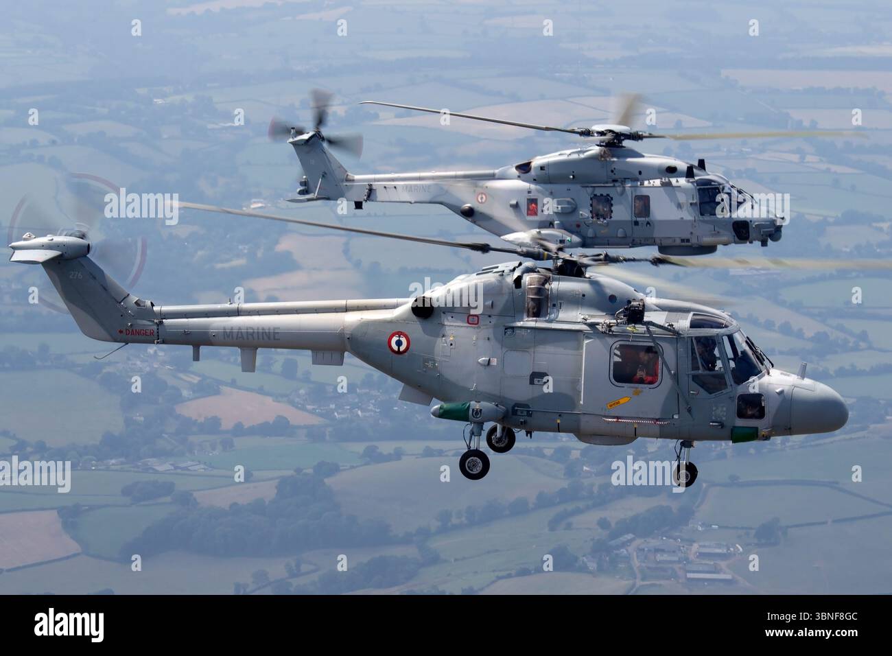 French Navy NH90 Caïman 18 and Westland Lynx HAS2(FN) 276 fly close ...