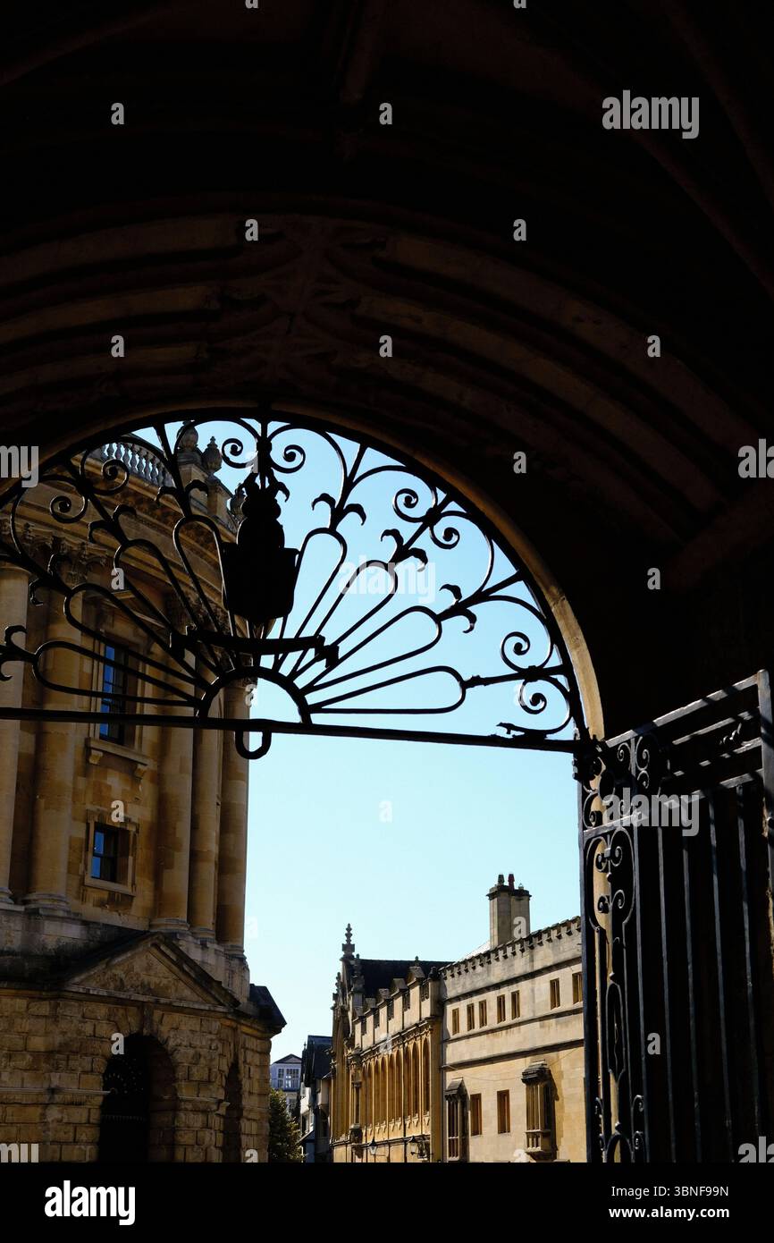 Architectural details of the Bodleian Libraries and Radcliffe Camera at ...