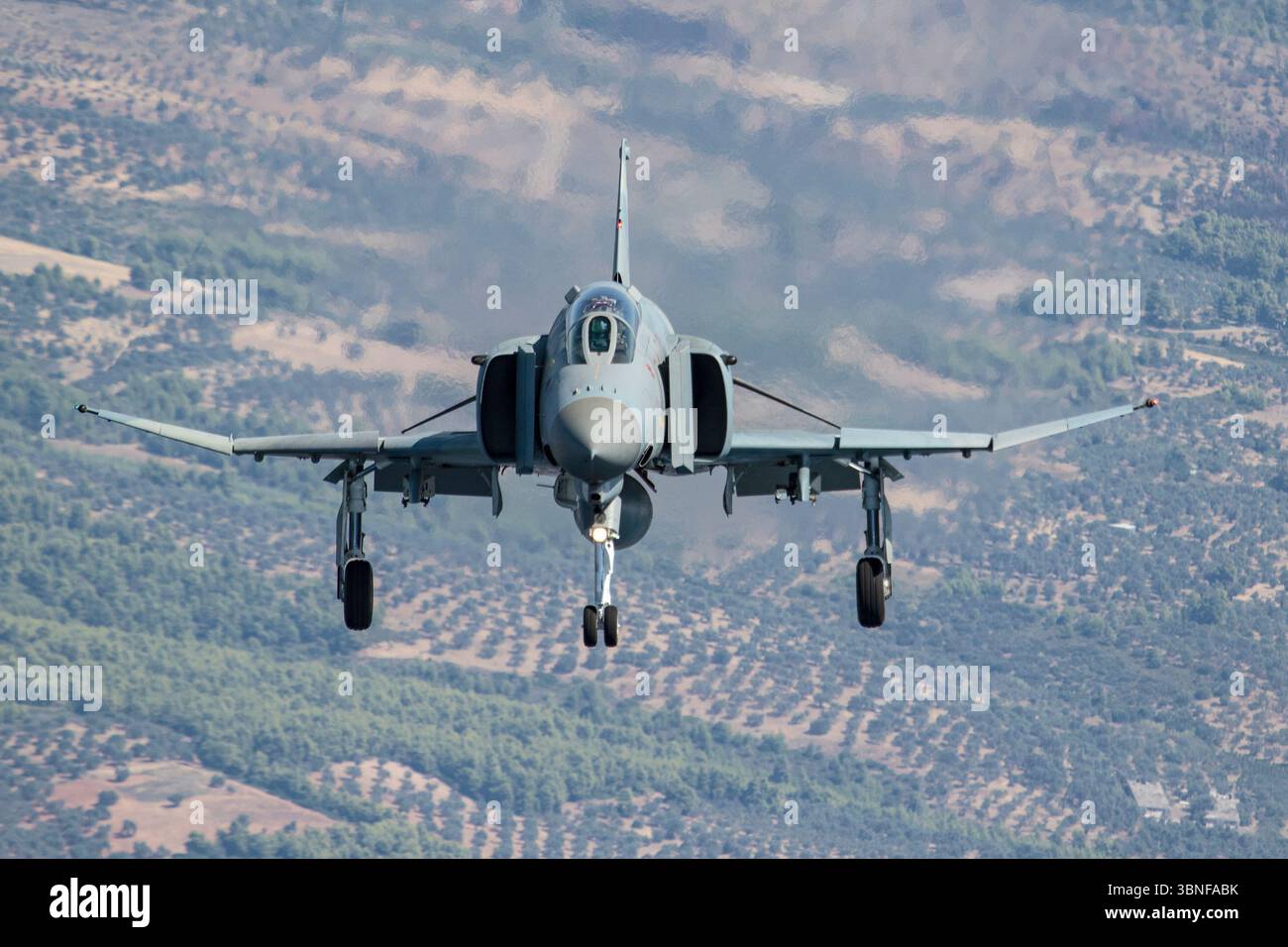 Precision landings hi-res stock photography and images - Alamy