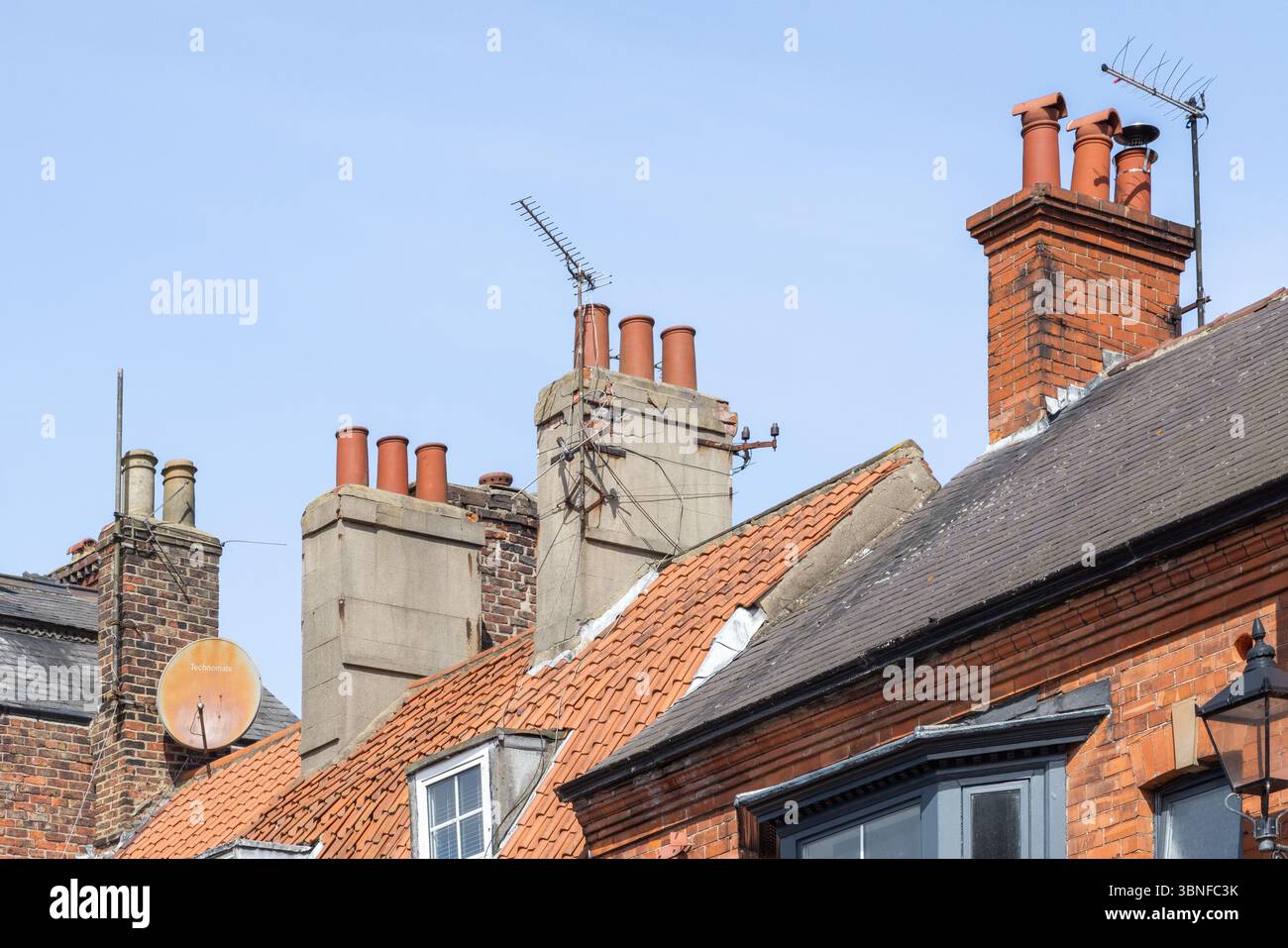 English chimney stacks hi-res stock photography and images - Alamy