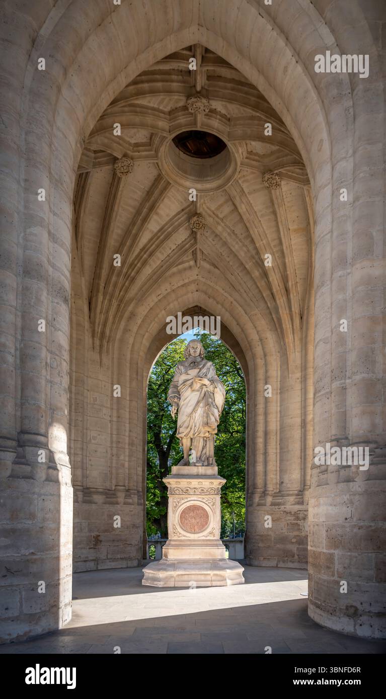 Paris, France - 07 01 2025: View the Blaise Pascal Statue in base of ...
