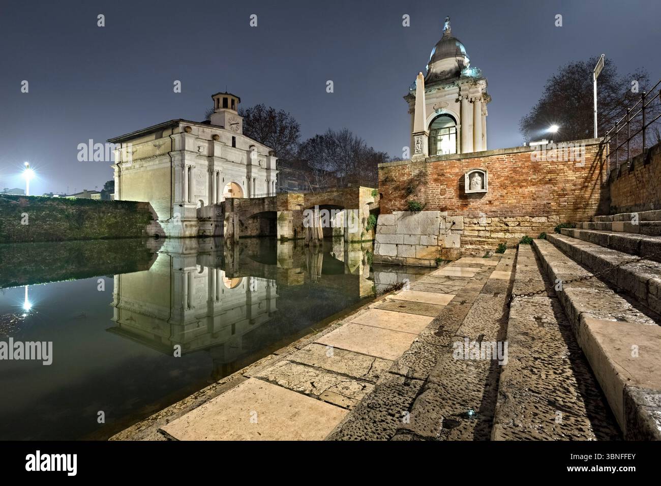 Porta Ognissanti, the shrine of Santa Maria de Barcaroli and the ...