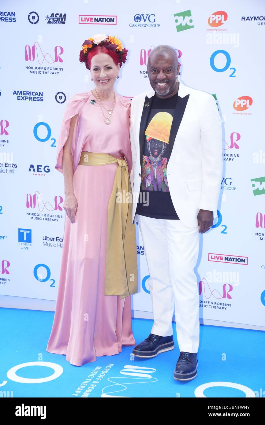 Carrie and David Grant attends the Nordoff & Robbins O2 Silver Clef ...