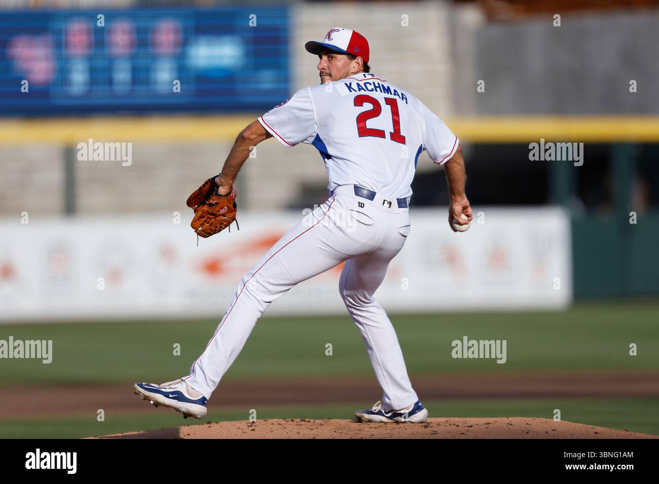 Knoxville Smokies starting pitcher Chris Kachmar (21) in action against ...