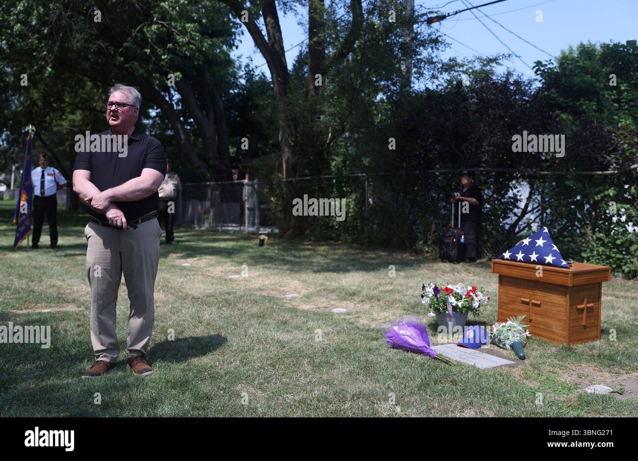 Mark Bailey, nephew of Reba C. Bailey, speaks during a military funeral ...