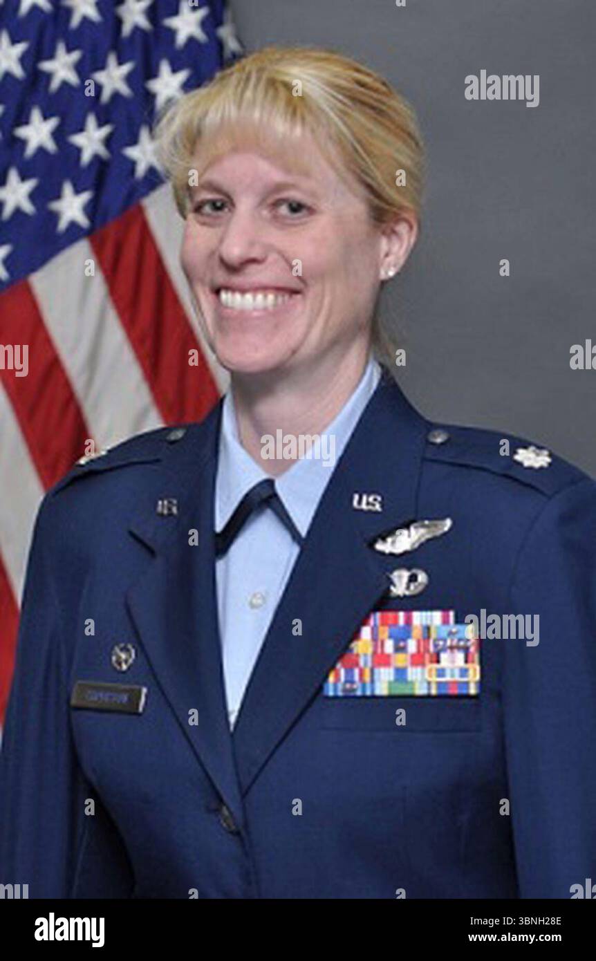 Col kristen thompson hi-res stock photography and images - Alamy
