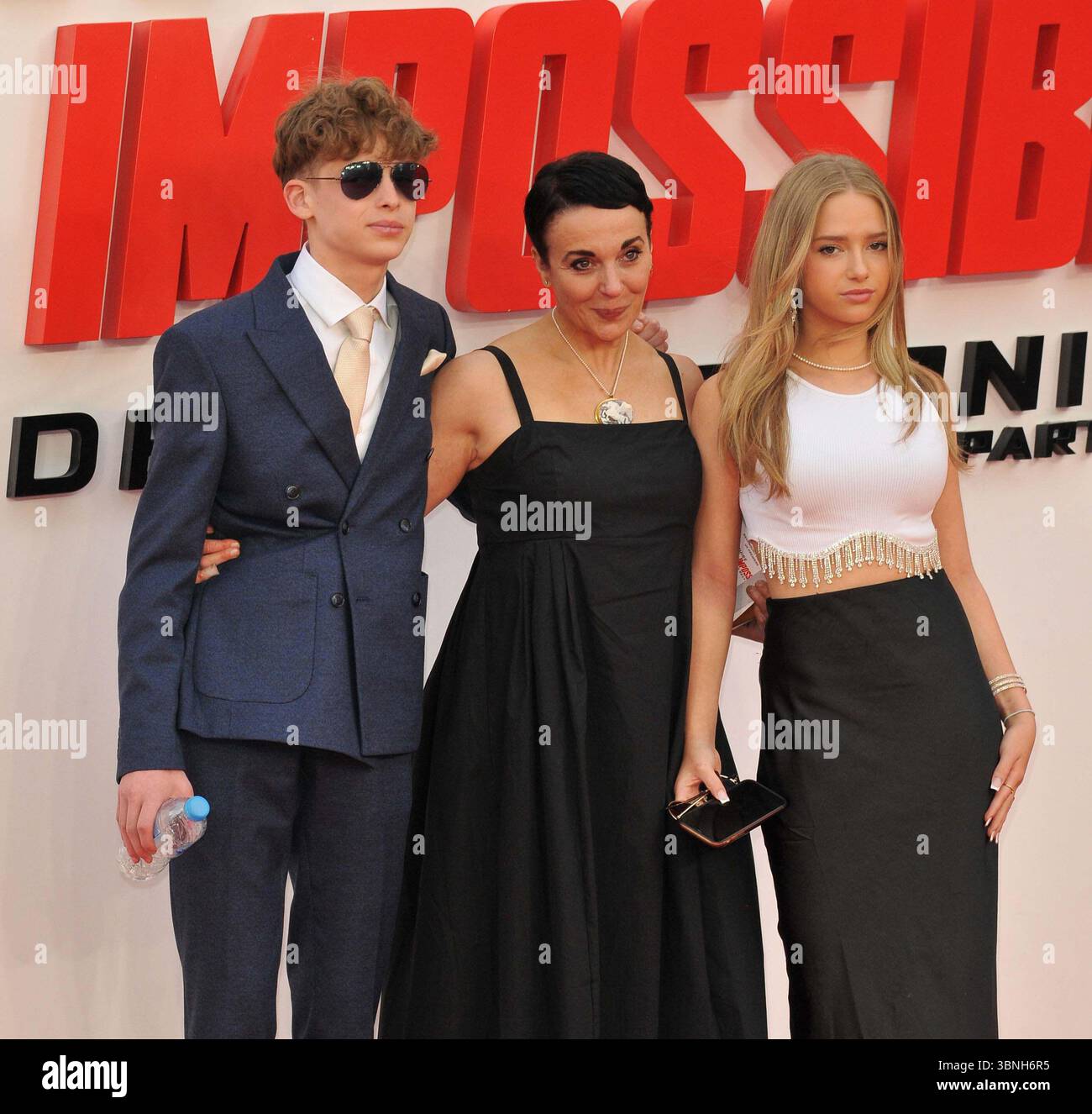 Joe Freeman, Amanda Abbington and Grace Freeman at the "Mission ...