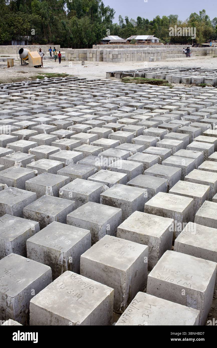 CC blocks manufactured for riverbank revetment along the Brahmaputra in ...