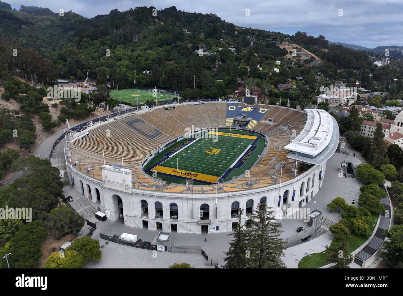 A general overall aerial view of California Memorial Stadium on the ...