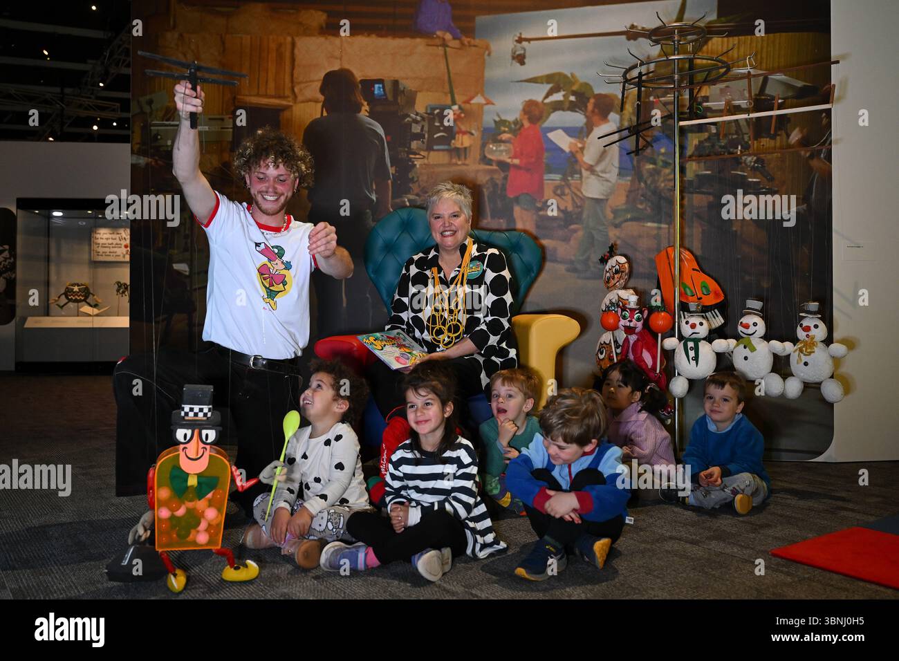 Thomas Hetherington-Welch and Rebecca Hetherington pose for photographs ...