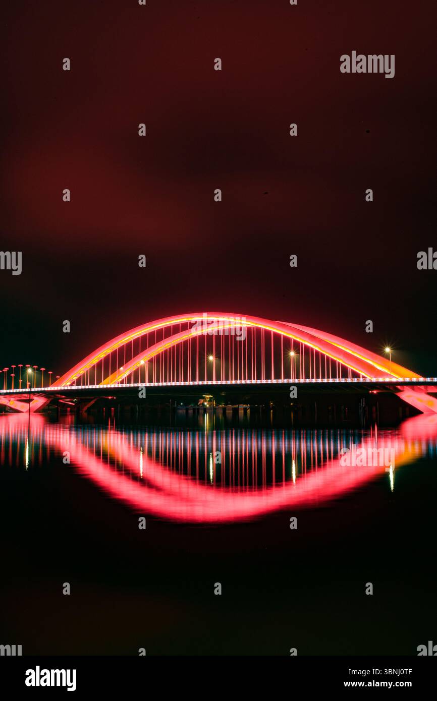 Nguyen Hoang Bridge is a steel arch bridge with 5 spans, 380m long, 43m ...