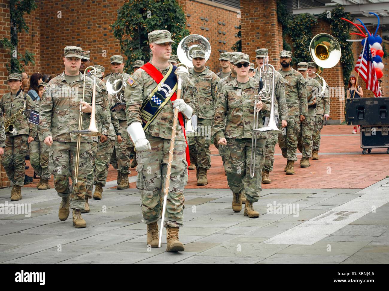 Seventy-eighth Army Band at the Red, White, Blue to do parade in ...