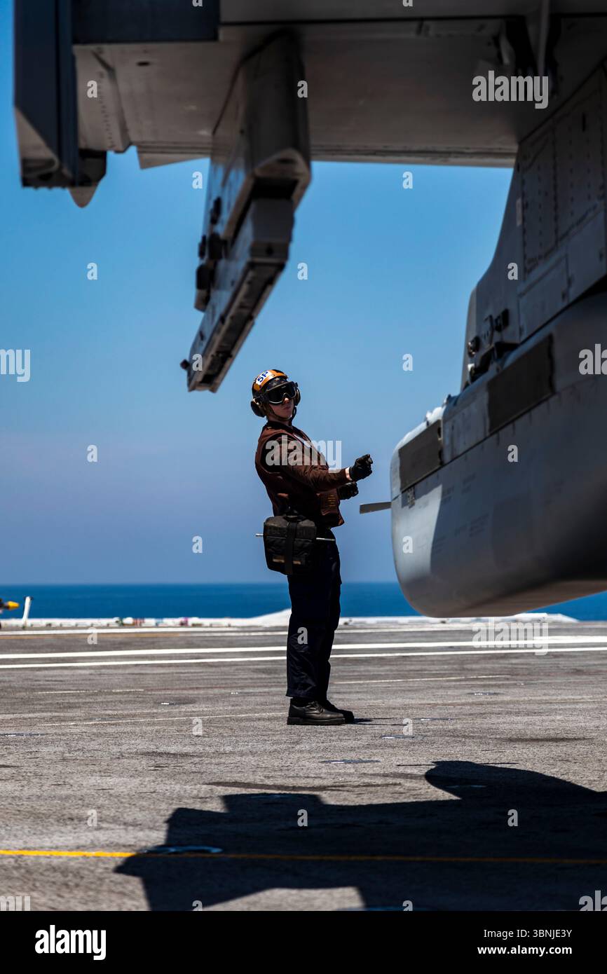 Aviation Structural Mechanic (Safety Equipment) 3rd Class Grant Barry ...