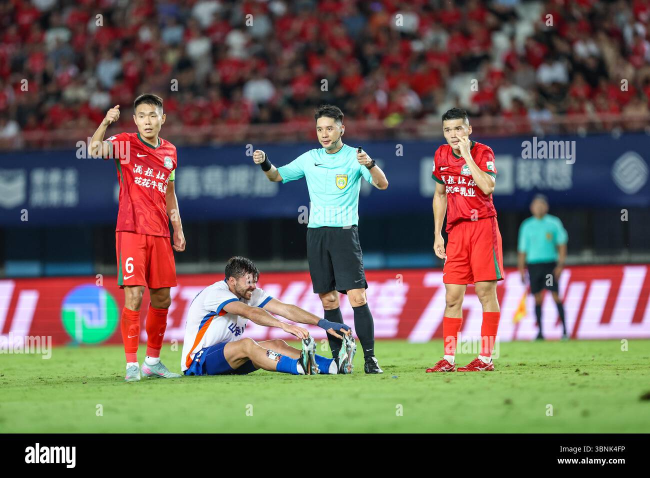 Henan Jiuzu Dukang Football Club 2-2 draw Shandong Taishan Football ...