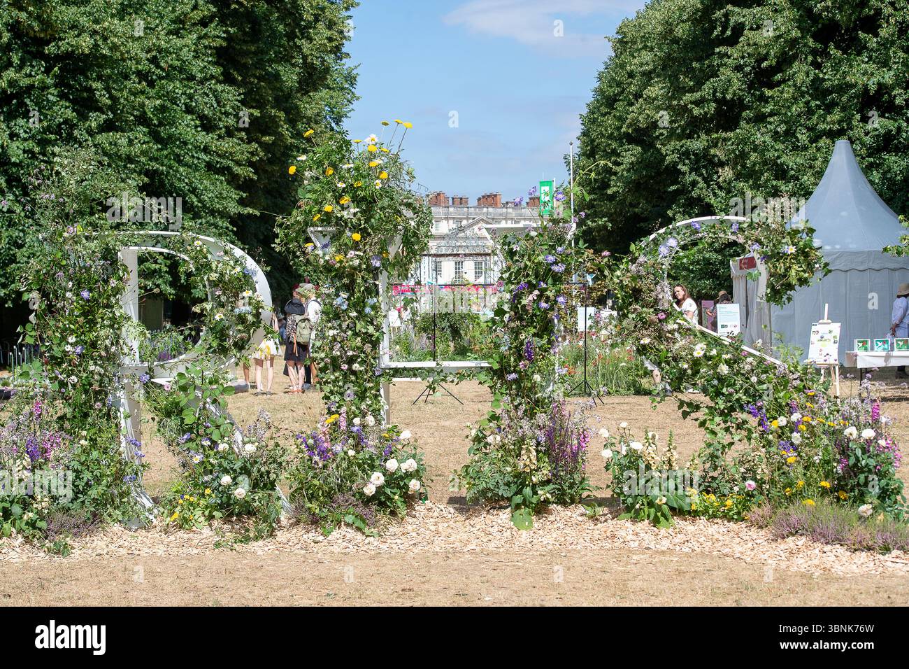 East Molesey, Surrey, UK. 30th June, 2025. RHS Letters by Rachel ...