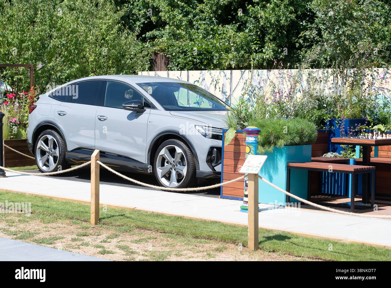 East Molesey, Surrey, UK. 30th June, 2025. at the RHS Hampton Court ...