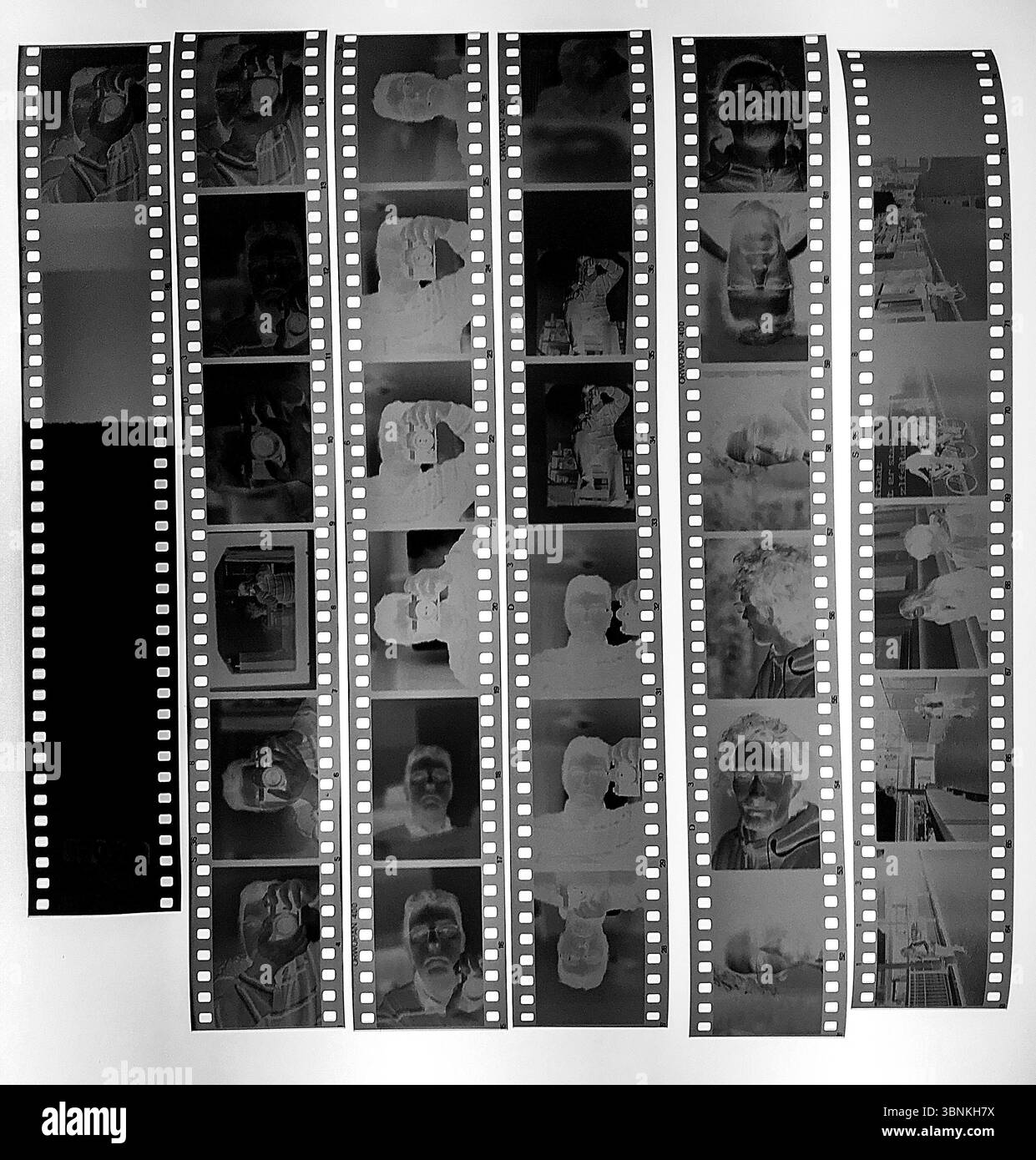 Scan using Black and White Stock Photos & Images - Alamy