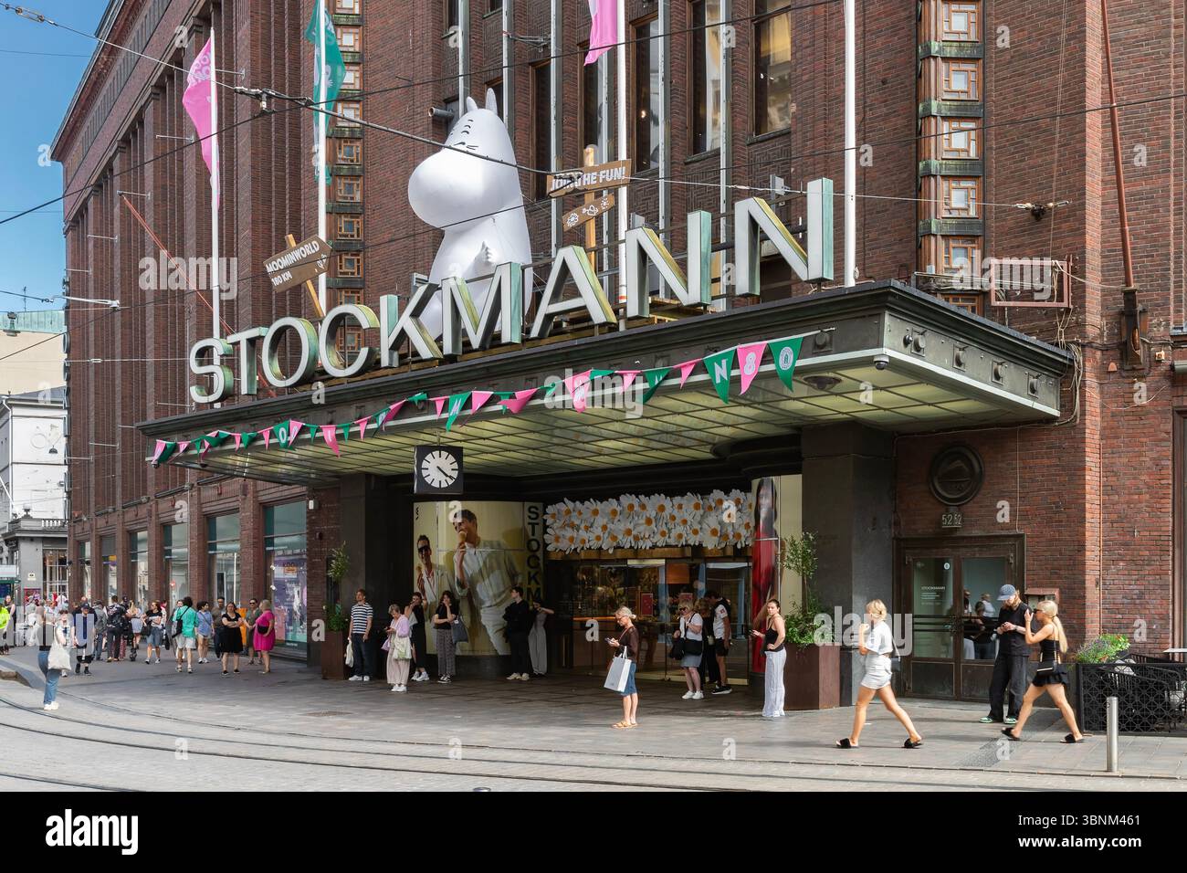 Stockmann helsinki hi-res stock photography and images - Alamy