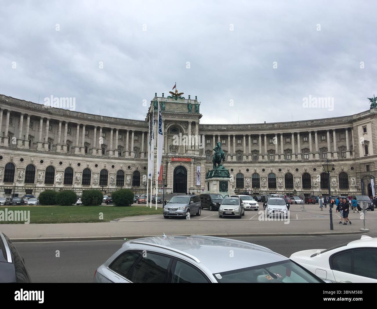 Majestic city‑centre architecture in Vienna—from baroque palaces and ...