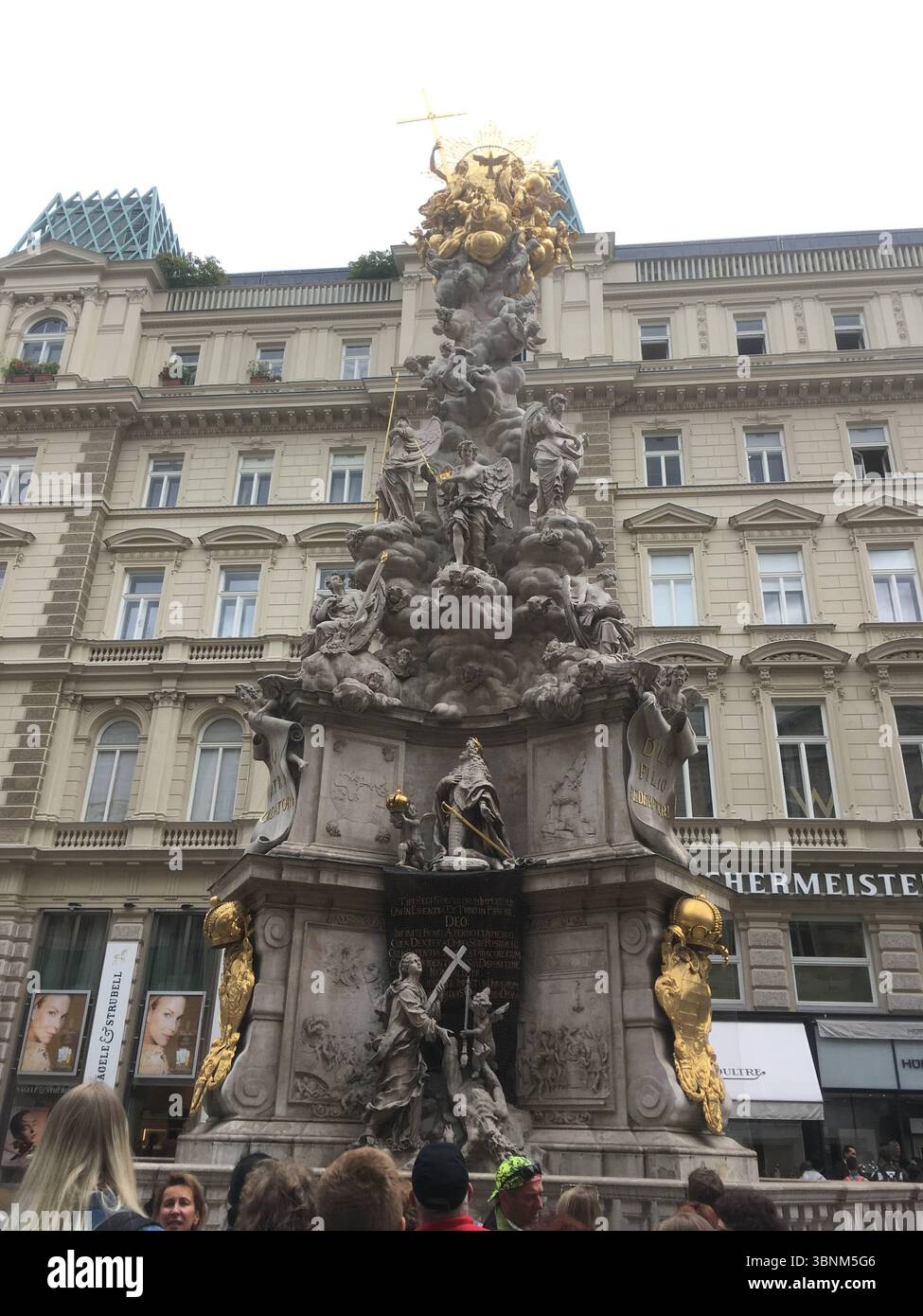 Majestic city‑centre architecture in Vienna—from baroque palaces and ...