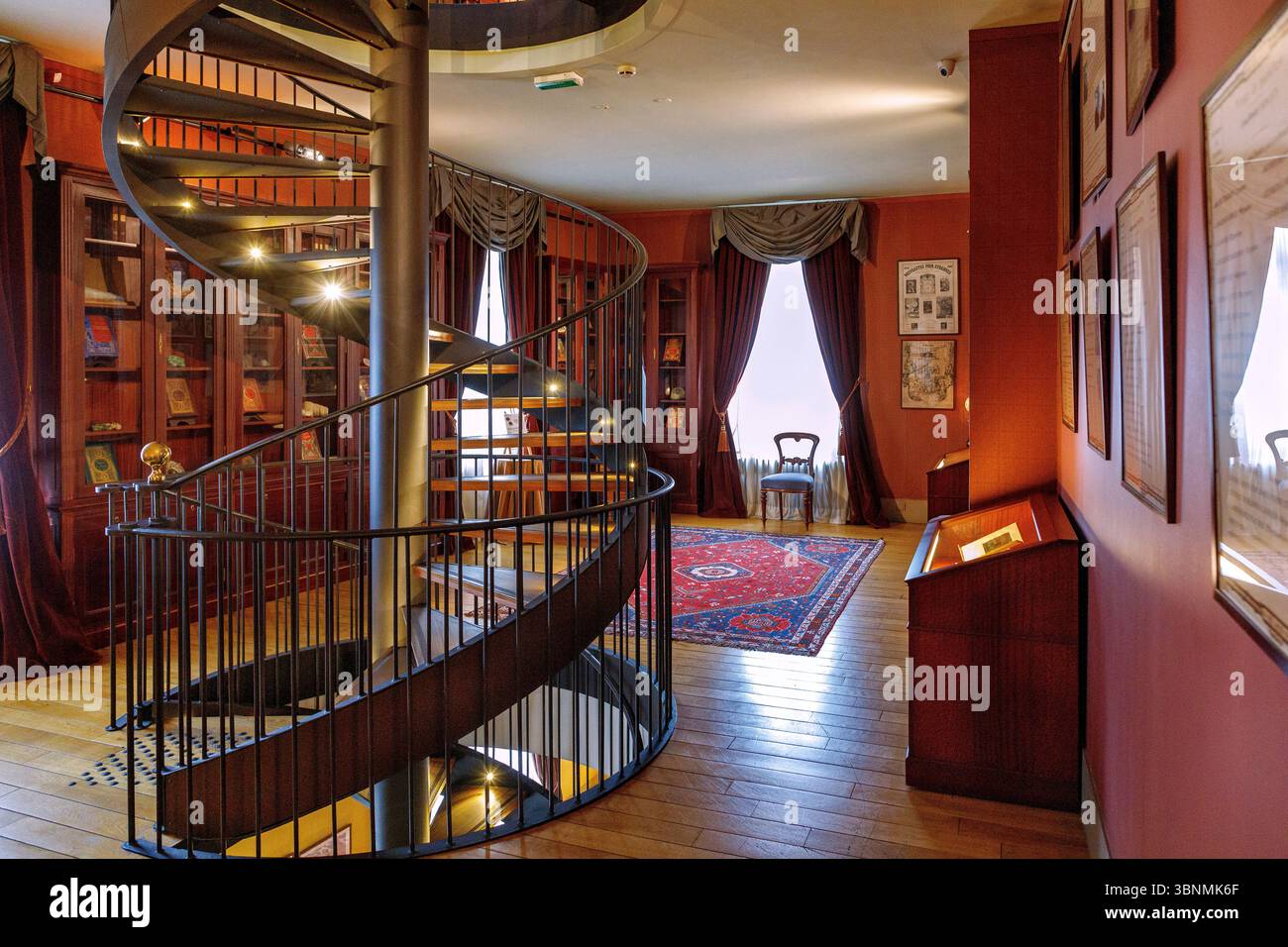 Jules verne room hi-res stock photography and images - Alamy