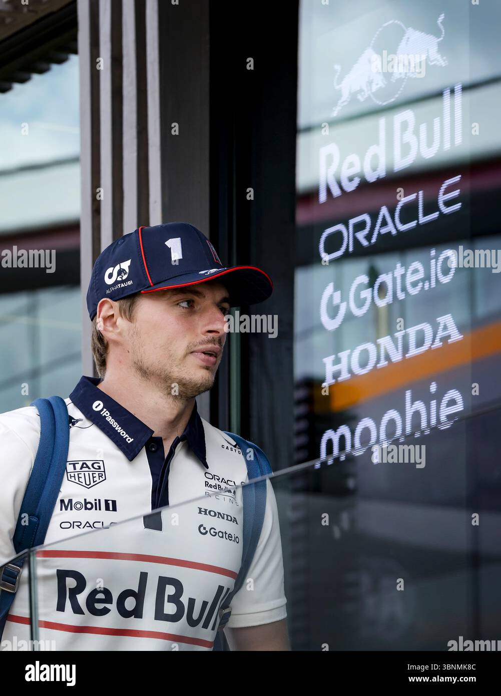 SILVERSTONE - Max Verstappen (Red Bull Racing) speaks to the press at ...
