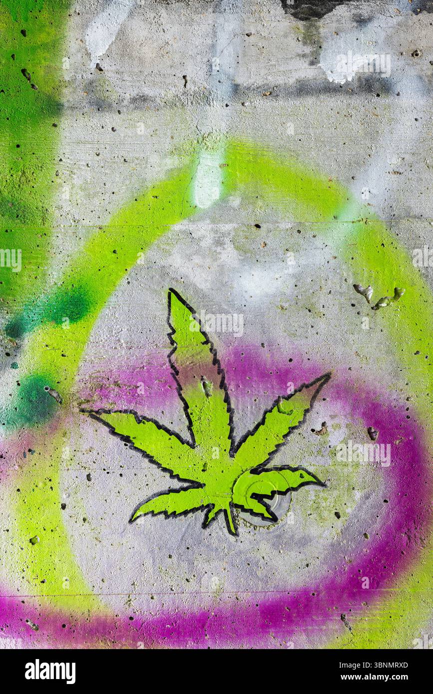 Cannabis wallpaper hi-res stock photography and images - Alamy