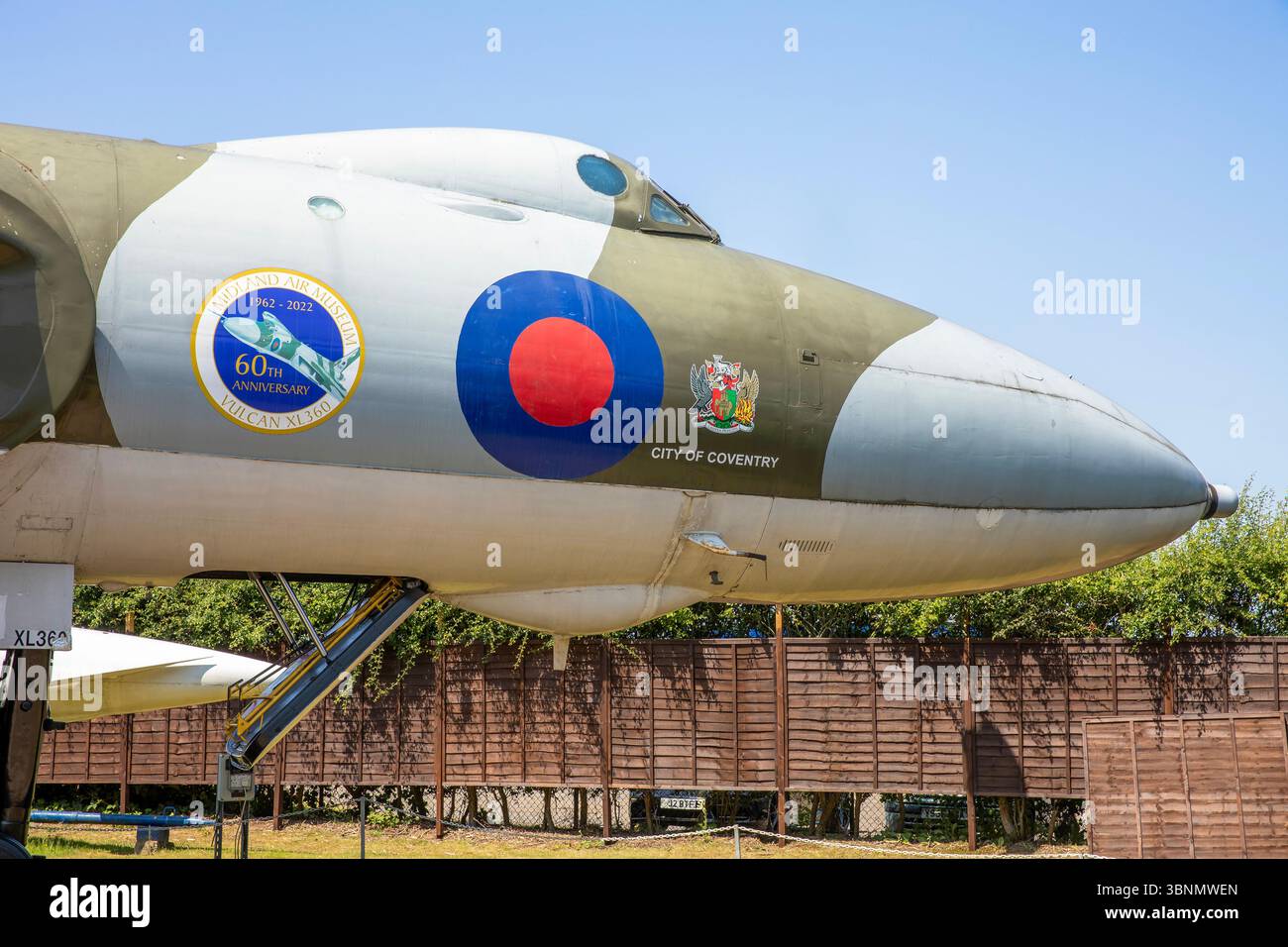 Avro vulcan avro museum hi-res stock photography and images - Alamy
