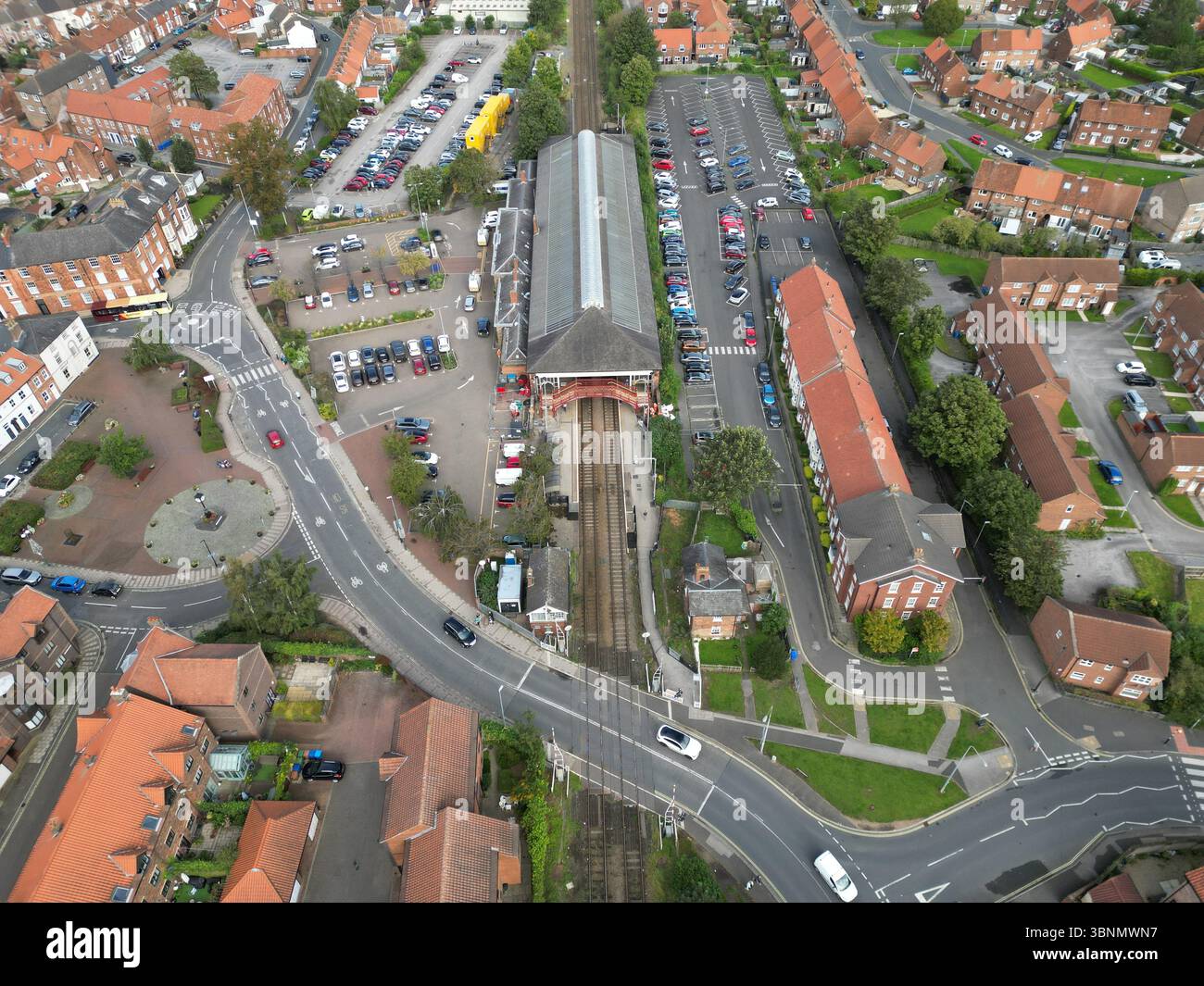 victorian architecture, Beverley railway station, Station Square ...