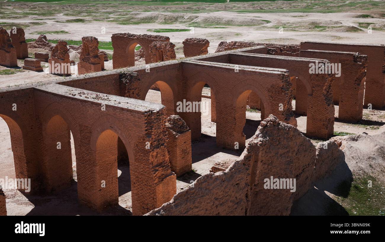 Exploring the remnants of ancient structures in Abu Dulaf, Iraq ...