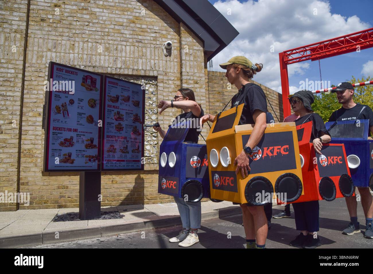 Kfc uk 2025 hi-res stock photography and images - Alamy