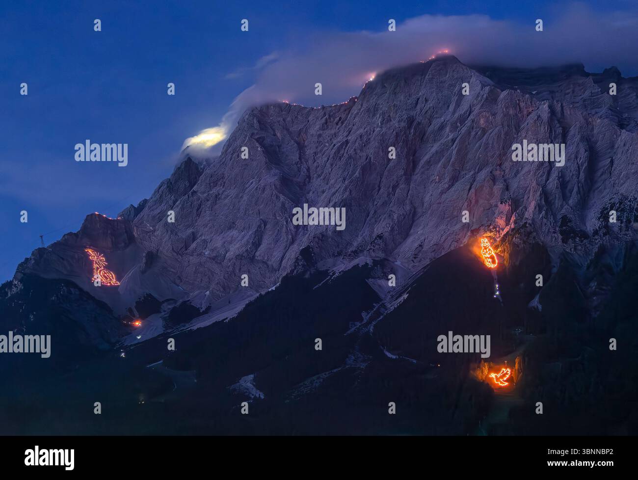 Bonfire in summer day near hi-res stock photography and images - Alamy