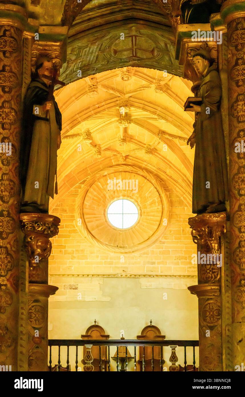 Convent tomar portugal on hi-res stock photography and images - Alamy