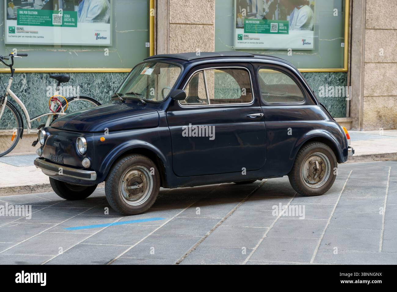 Fiat mini car in hi-res stock photography and images - Alamy