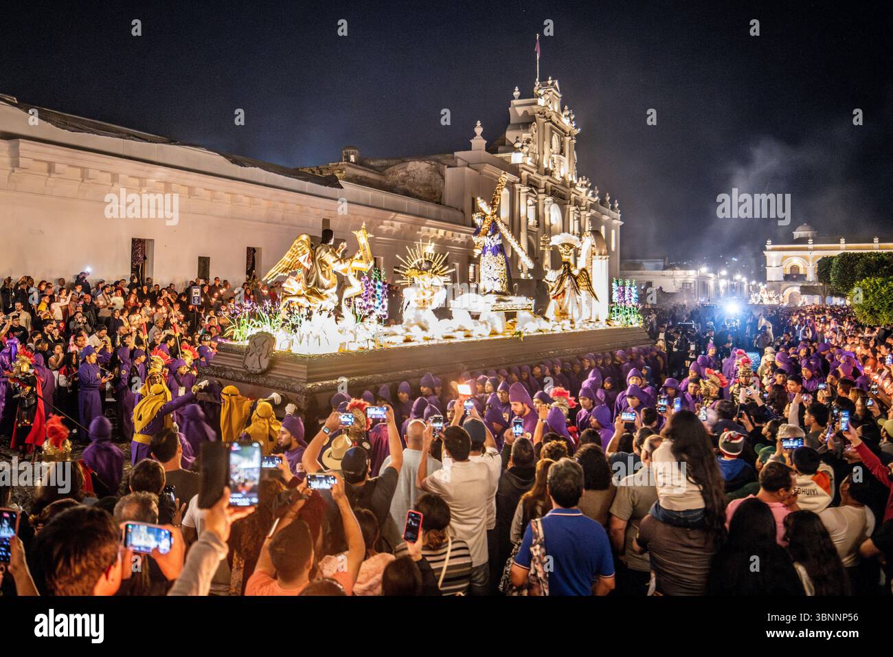Semana Santa en la Antigua Guatemala Holy Week celebrations in Antigua ...