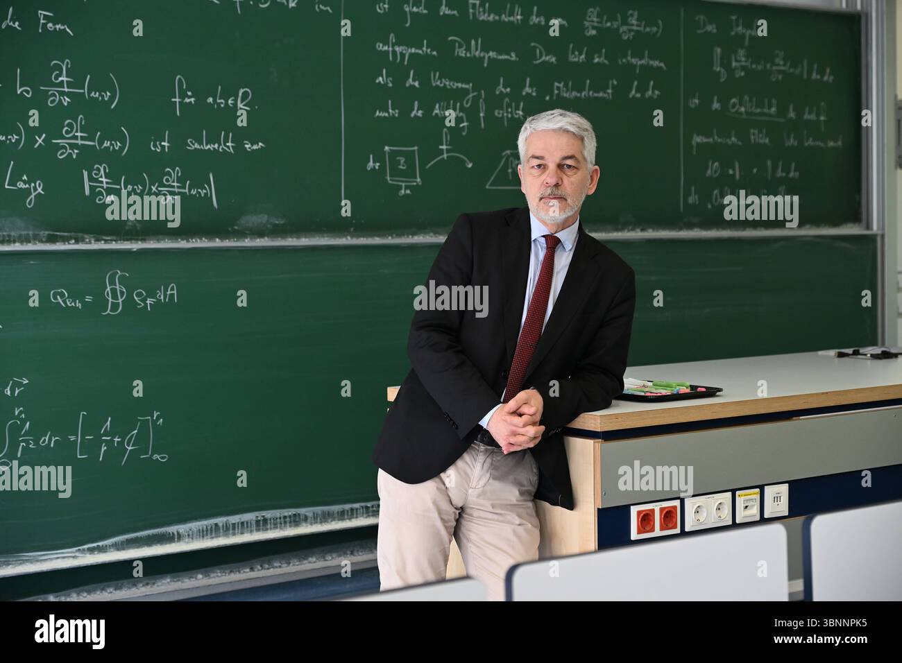 Fotoshooting Prof.Dr. Carlo MASALA Militaerexperte ...