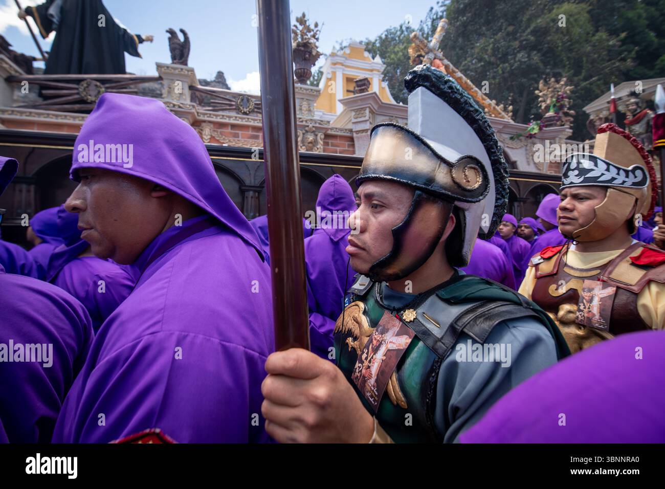 Semana Santa en la Antigua Guatemala Holy Week celebrations in Antigua ...
