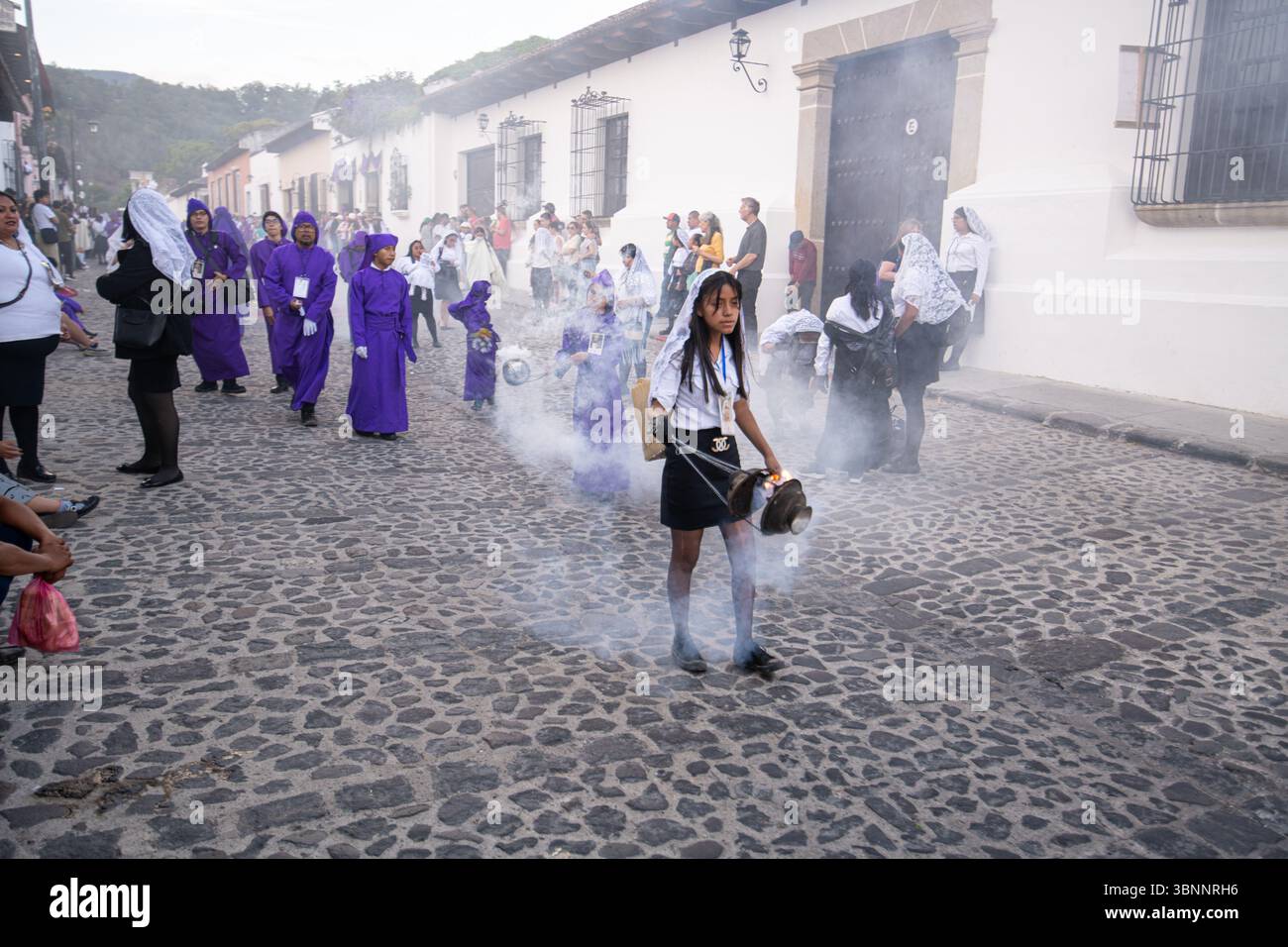 Semana Santa en la Antigua Guatemala Holy Week celebrations in Antigua ...