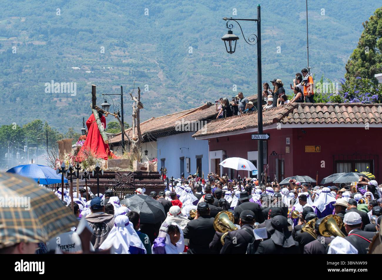 Semana Santa en la Antigua Guatemala Hoy Week celebrations in Antigua ...